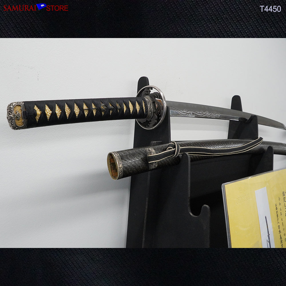 T4450 Katana Sword Tadatsuna Dragon Engravings w/ Antique Ornate ...